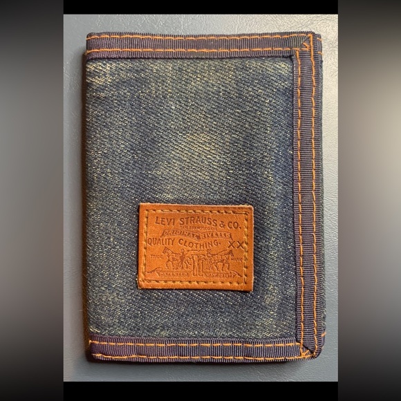 Levi's | Accessories | Vintage Levis Wallet Orange Tag | Poshmark